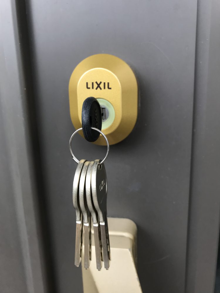 【高石市西取石】トステム TOSTEM プレナスII 『QDC-17+18+19』 扉厚33㍉ 8㍉ 工事事例｜大阪府堺市で鍵･防犯のことなら カギの救急車 鳳店