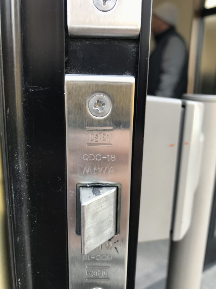 【堺市南区赤坂台】『QDC-17+18+19』トステム 電気錠 シリンダー交換 カギ盗難 工事事例｜大阪府堺市で鍵･防犯のことなら カギの救急車 鳳店