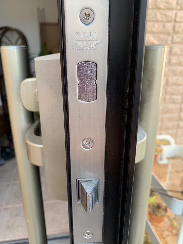 【堺市堺区出島】三協立山アルミ CAPIOS(カピオス) GOAL(ゴール)【PXG+TDD】鍵交換 錠ケース交換 鍵が固くて動かない 工事事例｜大阪府堺市で鍵･防犯のことなら カギの救急車 鳳店